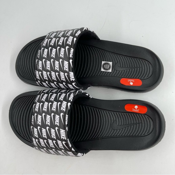 Nike | Shoes | Nib Nike Mens Victori One Black White Signature Comfort ...